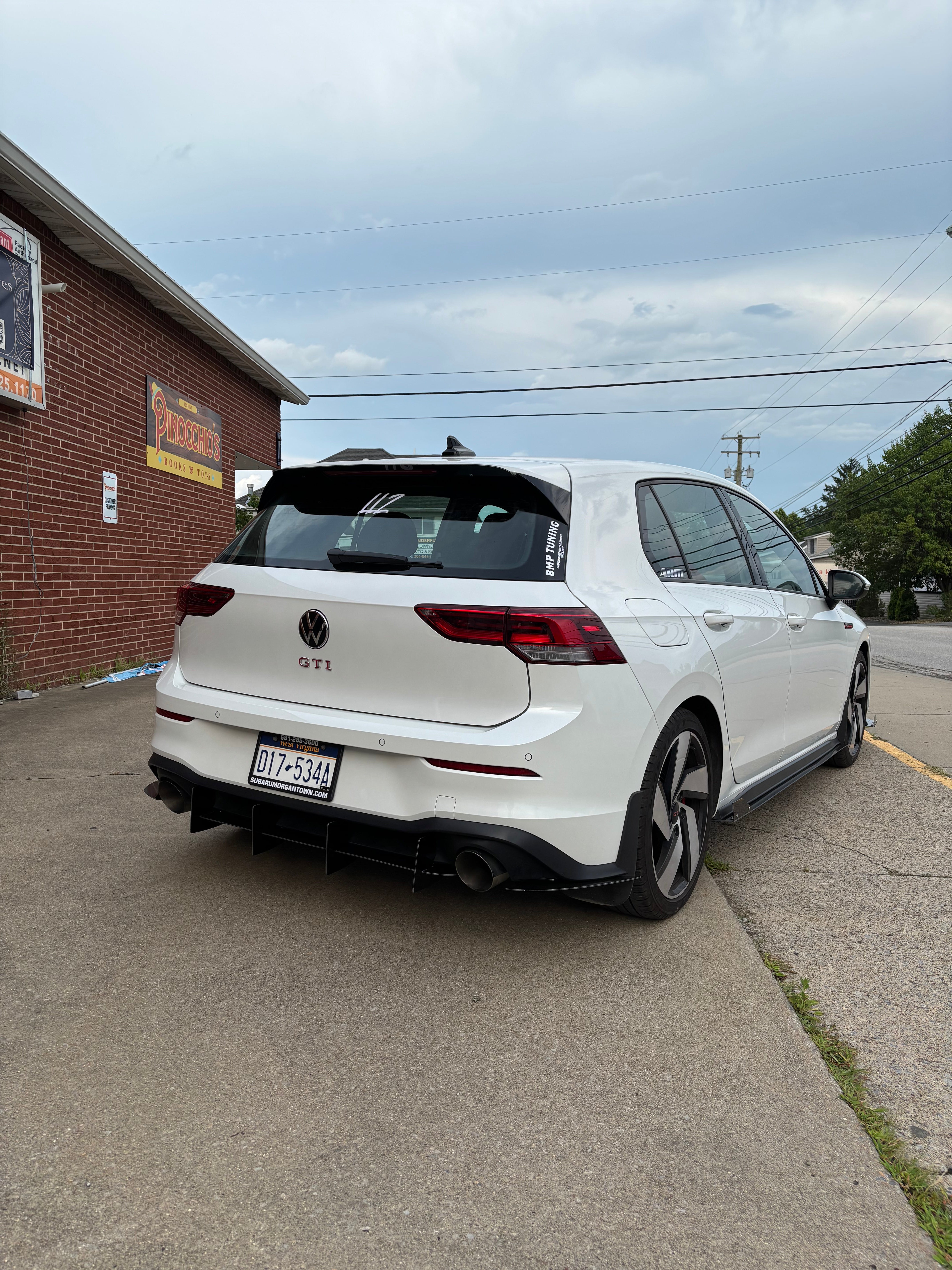 MK8 GTI OEM Rear Diffuser – Sleek